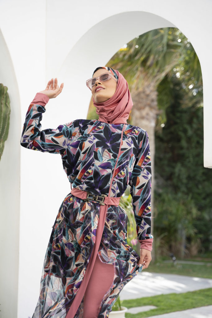 Archives des Ensembles & Robes - MAYA SQUARE